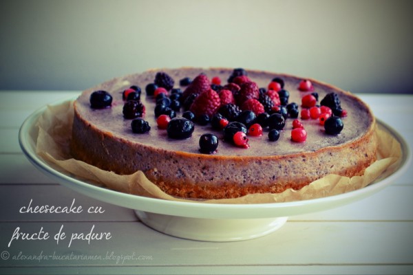 Cheesecake cu fructe de pădure » Bucătăria familiei mele