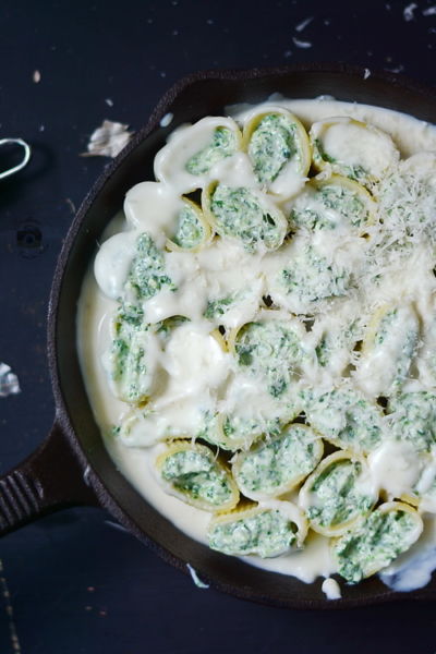 Paste umplute cu ricotta si spanac, la cuptor » Bucătăria familiei mele