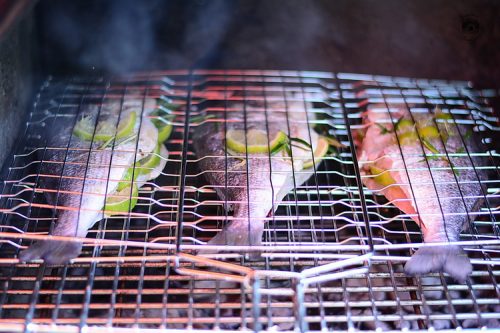 Doradă la grătar, cu rozmarin și lime » Bucătăria familiei mele