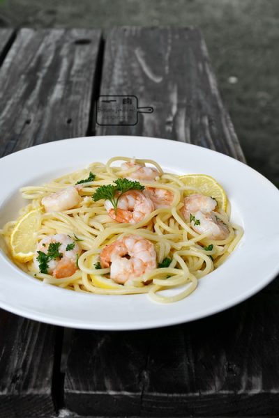 Spaghete cu creveți » Bucătăria familiei mele » Preparate din Peste