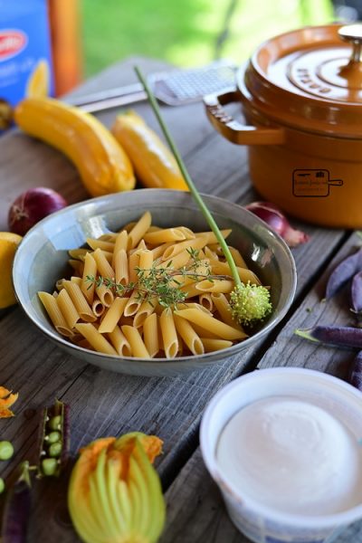 Paste într-o oală / one pot pasta - cu ricotta, dovlecel și lămâie
